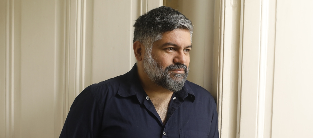 Zibilia Revista | Hernán Morán: "La dramaturgia se desactualiza muy rápido"